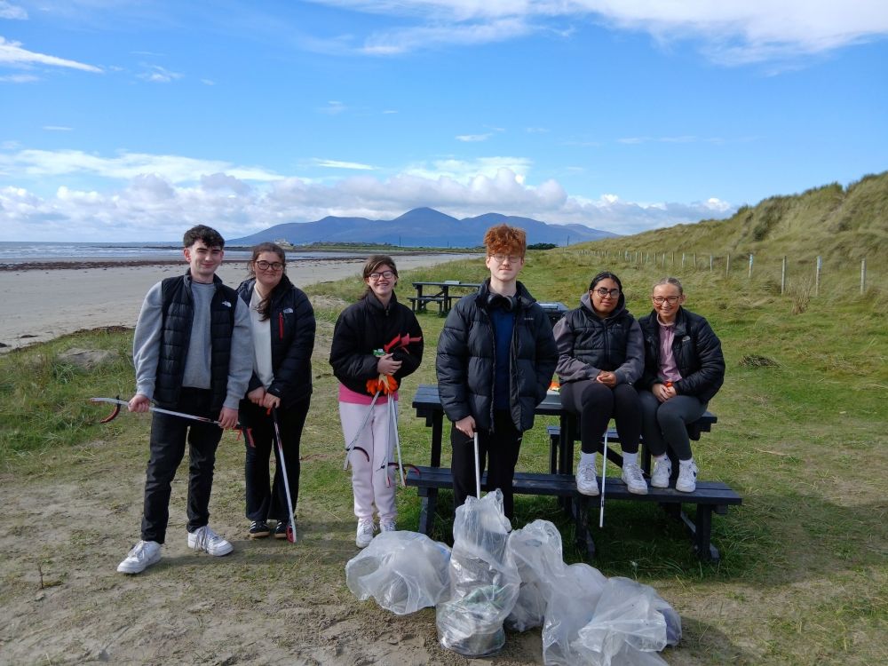 Cleaning Up for Sustainable Tourism - SERC