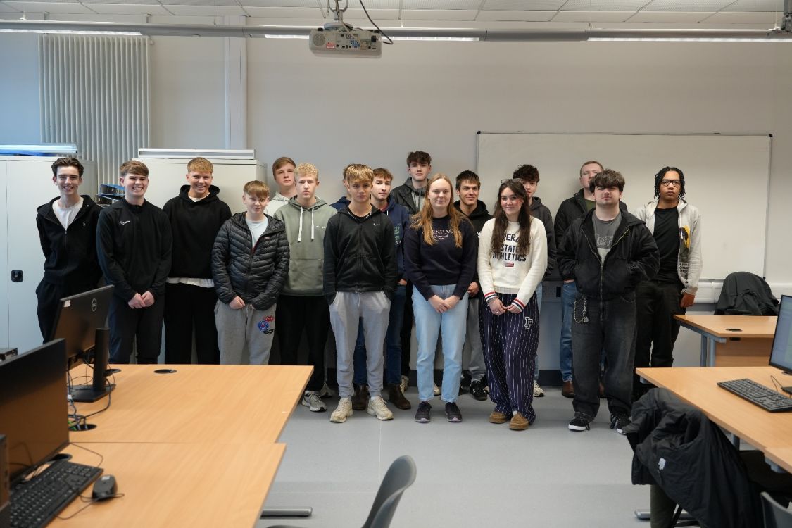 Students take part in UU Architectural Technology Info Session - SERC
