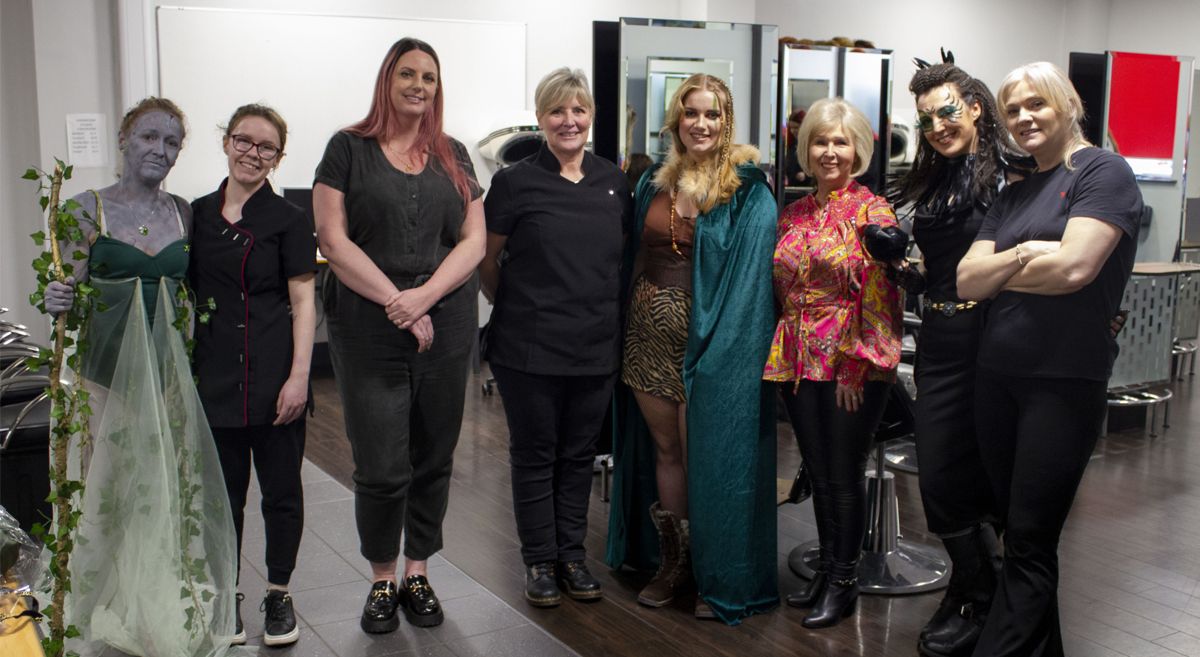 Makeup Artist Competitions Uk | Saubhaya Makeup