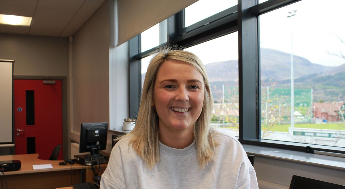 Adult Learning Leads Leanne to Teaching Degree - SERC